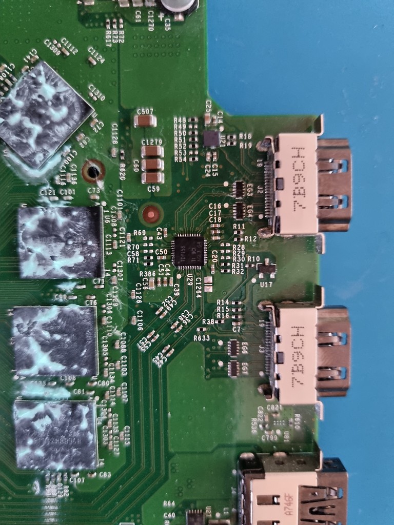 Retimer replacement - not turning on - Xbox One X - TronicsFix