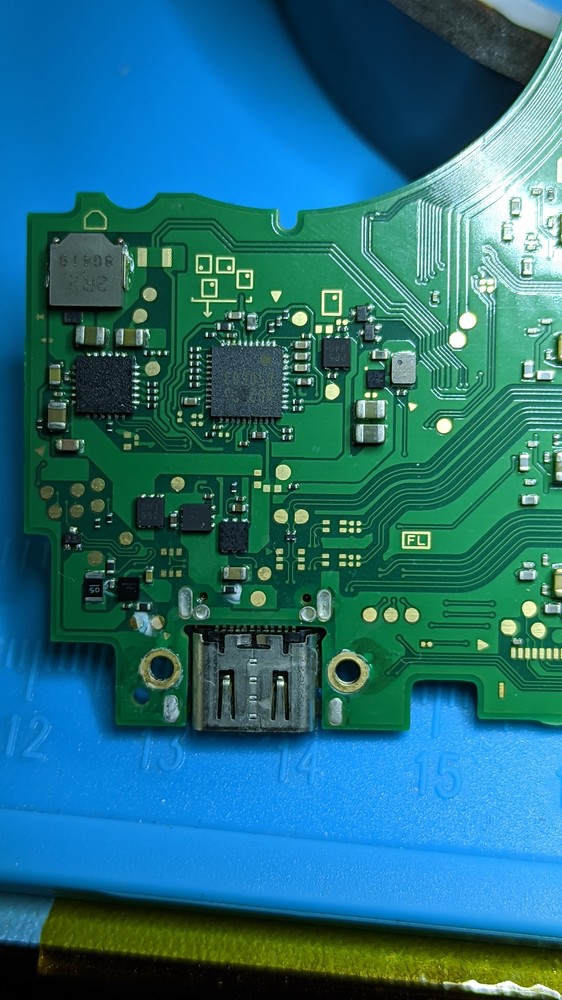 No Backlight, No Image, Missing 1.35v MAX77620 - Nintendo Switch Lite ...