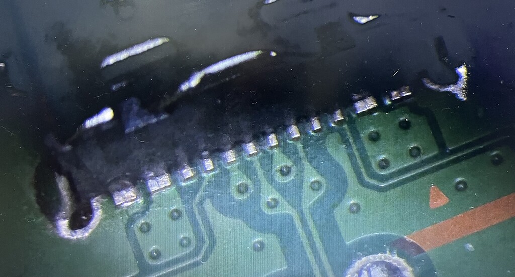 PS5 BDM-030 Dualsense - not charging or USB being recognised after port ...